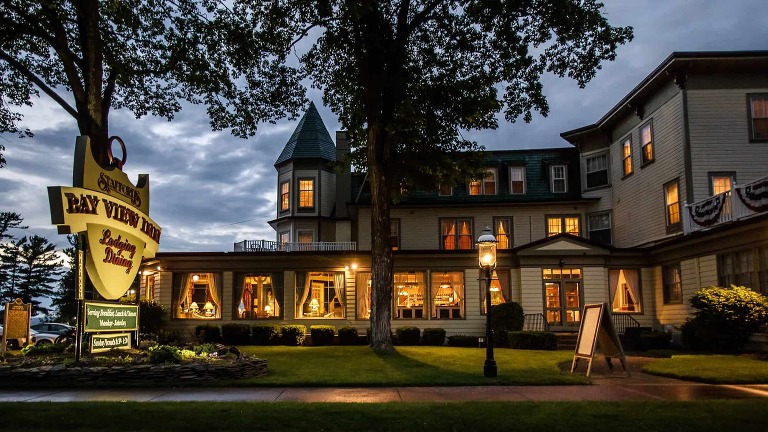 Stafford's Bay View Inn / Petoskey-Bay View Country Club Wedding ...